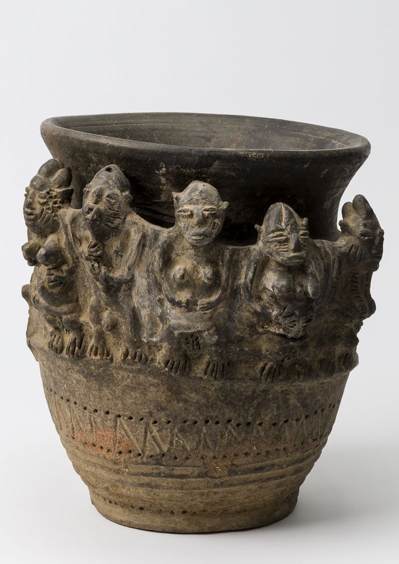 African Ceramics at Die Neue Sammlung – The Design Museum – JTW Ceramics
